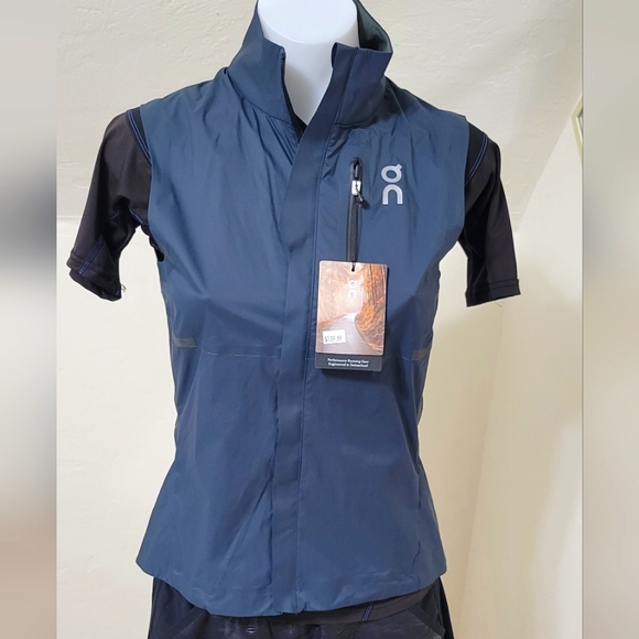 On Running | Jackets & Coats | On Running Weather Vest | Poshmark